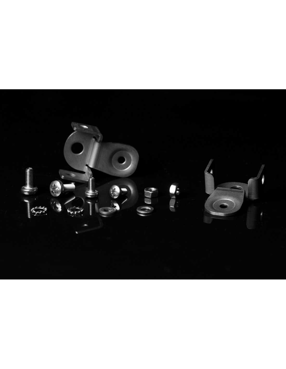 SC mounting clamps with earthing